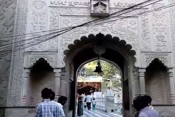 यहां स्नान करने से मिलती है चर्म रोग से मुक्ति, सावन में लगता है भक्तों ...