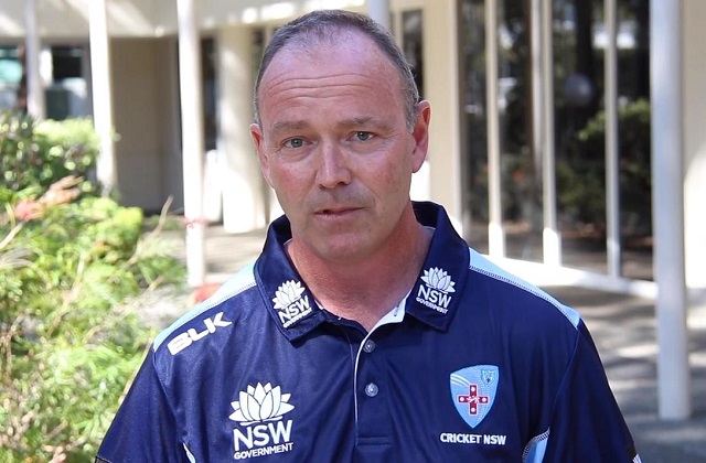 इस बल्लेबाज ने जड़े थे 1 ओवर में 8 छक्के, अंपायर भूल गया था गेंदों की ...