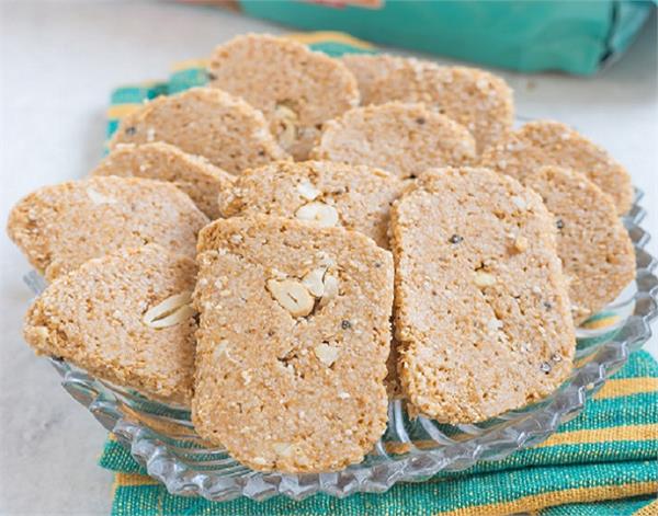 तिल की गजक - til-gajak - Nari Punjab Kesari