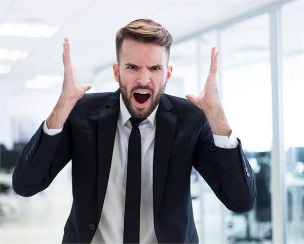 बचकर रहें इन 4 राशियों के लोगों से, नाक पर रहता है गुस्सा- Nari - these ...