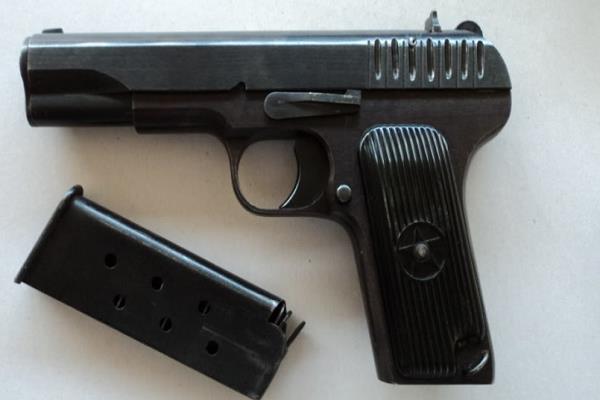 जबलपुर में पकड़ी ‘मेड इन पाकिस्तान’ पिस्टल, 4 आरोपी गिरफ्तार ...