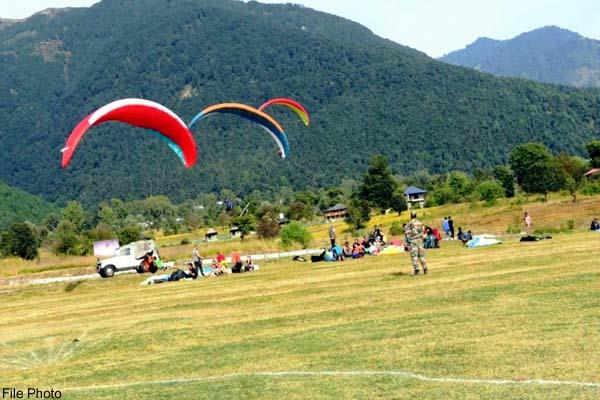 Paragliding के लिए प्रसिद्ध बीड़ बिलिंग में इस माह में होगा Accuracy ...
