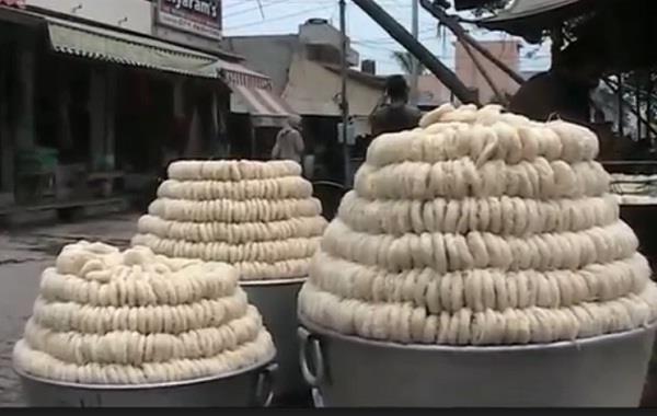 84 साल की हो गई पूंडरी की लजीज फिरनी, देश-विदेश से आती है डिमांड ...