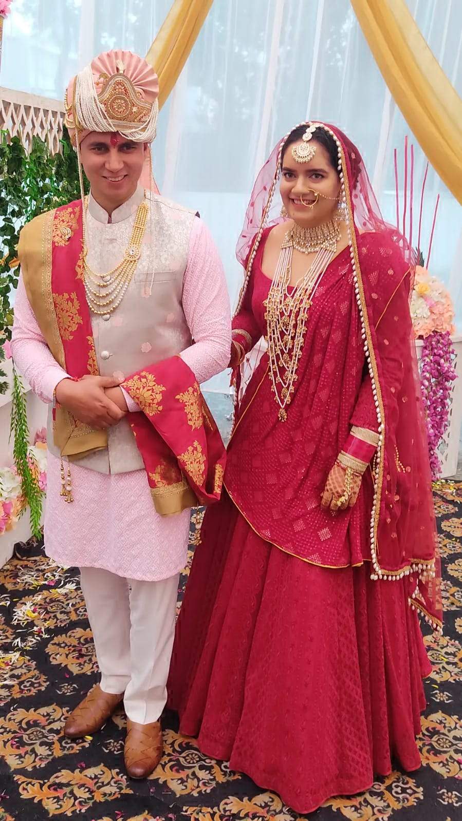 ओम्लिपिक खिलाड़ी अंजुम मोदगिल ने अंकुश भारद्वाज के साथ रचाई शादी ...