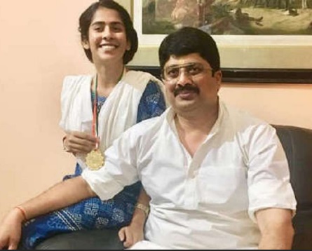 ‘रघुराज भदरी अपने आदर्श ‘मुल्ला मुलायम’ से कम नहीं’...पत्नी के बाद अब ...